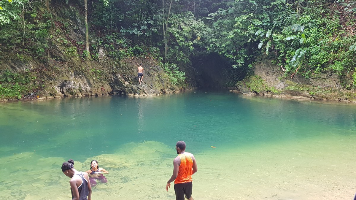 Mermaid Pools – It is worth the trip! – Celly Hikes