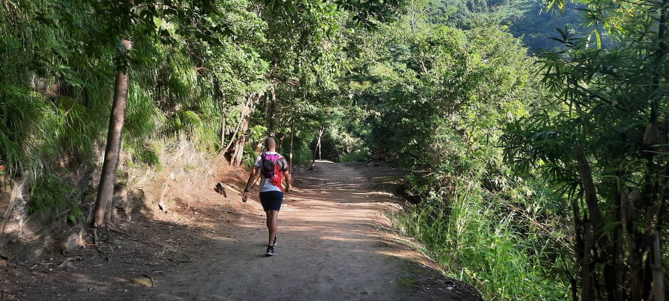 Hike from Lady Chancellor Hill to Mt. Hololo – Celly Hikes